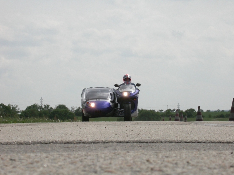 Side-Bike Zeus: Božský povoz × Motoforum.cz