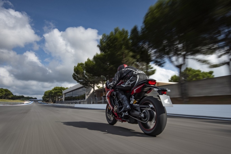 Honda CBR 650 R 2019: malý Fireblade × Motoforum.cz