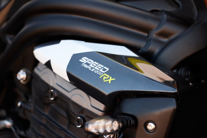 Triumph Speed Triple 1200 RX 2026: limitovaná edice × Motoforum.cz